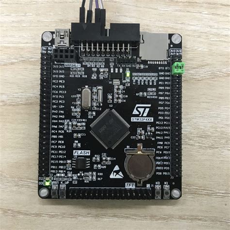 stm32f407vet6ボード：通称black f407 ve visuariddim