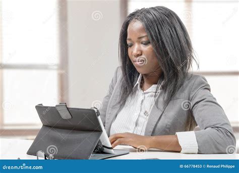 African American Business Woman Working With Tablet Stock Image Image