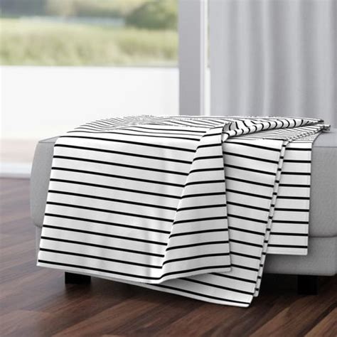 Thin Stripes Black On White Horizontal Spoonflower