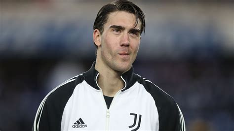 Free Download Vlahovic Receives Deafening Jeers From Fiorentina Fans In