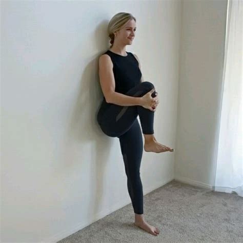 Wall Knee To Chest By Shana Martin Exercise How To Skimble
