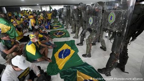 Stf Tem Maioria Para Tornar Mais 250 Réus Pelo 8 De Janeiro Dw 07