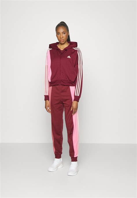 Adidas Sportswear Bold Block Set Trainingsanzug Shadow Red Rot
