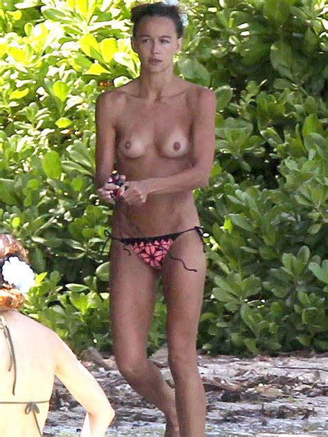 Sharni Vinson Topless 10 Photos Thefappening