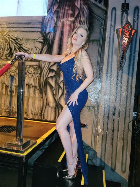 𝕻𝖔𝖗𝖓 𝕭𝖆𝖇𝖊𝖘 🇧🇷 🇺🇦 On Twitter Rt Britney Amber Exactly 1 Year Ago