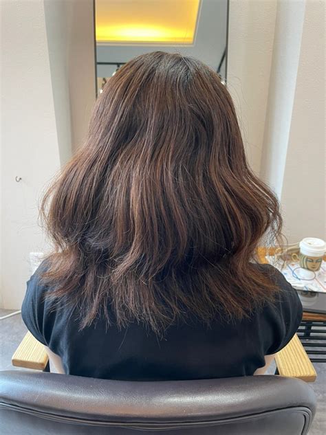 話題の髪質改善酸性ストレートでサラツヤまとまり髪に大変身 髪のお医者さん☆けんさん 大阪梅田の美容院で艶のある上質なカラーと髪質改善や酸性