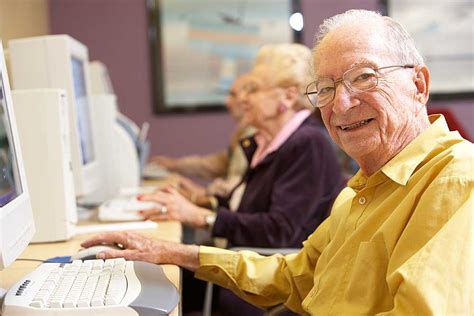 Computer Classes For Senior Citizens 2022