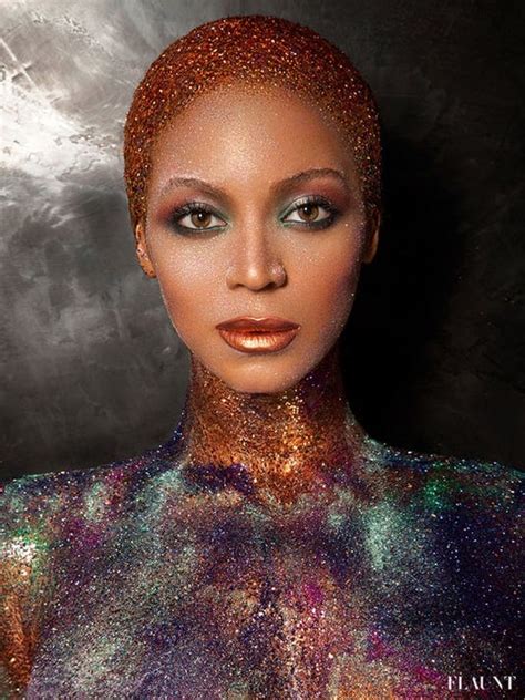 Beyonce Flaunts Glitter Covered Bod