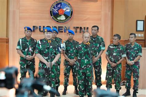 Terkait Bentrok Anggota Tni Dengan Polri Di Kupang Puspom Tni Akan