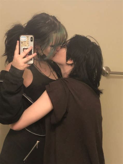 Cute Lesbian Couples Lesbian Love Cute Couples Goals Couple Goals
