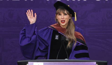 Taylor Swift Nyu Commencement Speech Urgues Gratitude National Review