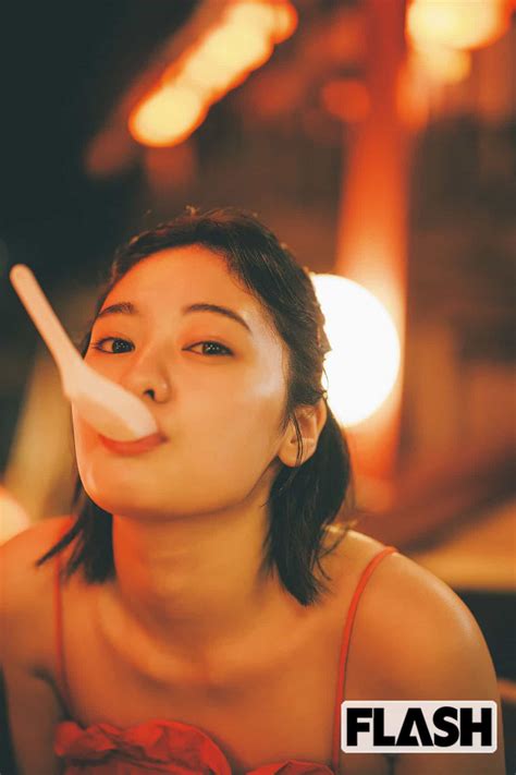 （画像・写真5 8）吉柳咲良 『ブギウギ』女優が初水着で明かしたスタイル維持のルーティーン Smart Flash スマフラ[光文社週刊誌]