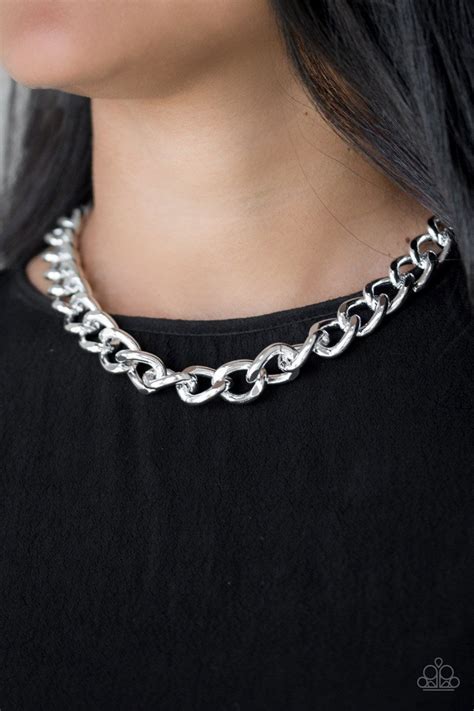 Paparazzi Heavyweight Champion Silver Necklace Silver Chain