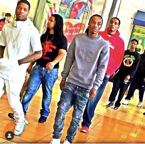 Tb Otf Pics Twin Damn Near In Every Pic R Chiraqology
