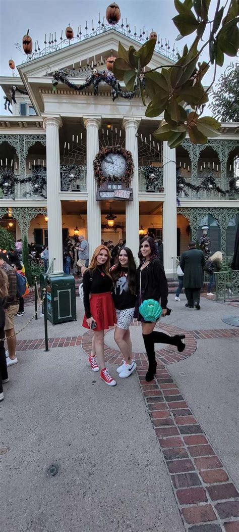 Tw Pornstars Lacy Lennon Twitter Disney Friends Are Forever Friends