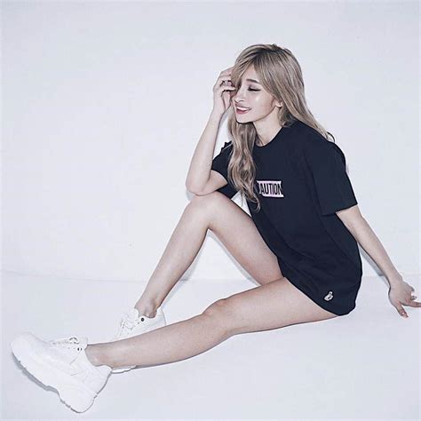 小原優花さんのインスタグラム写真 小原優花instagram 「ついに！！明日8 23 ️12 00〜fr2コラボ数量限定 Web販売