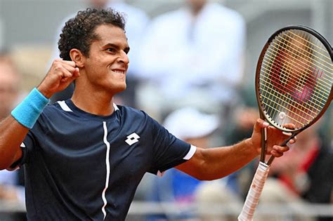 Roland Garros Juan Pablo Varillas Vence A Hurkacz Y Se Medirá Con