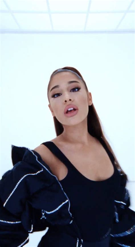 Those Lips 🥵 R Arianagrandelewd