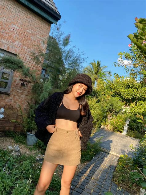 ป้ายยา กระโปรงลูกฟูก ไอเทมที่หนาวนี้ต้องมี แกลเลอรีที่โพสต์โดย