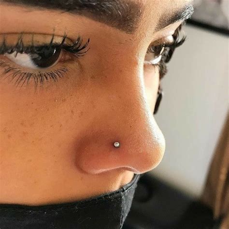 Piercing No Nariz Piercing Ideias Para Piercings Piercings Faciais