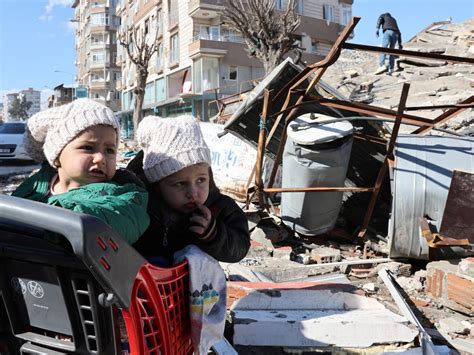 Hope Fades As Death Toll Surpasses 11 000 From Earthquake In Turkey