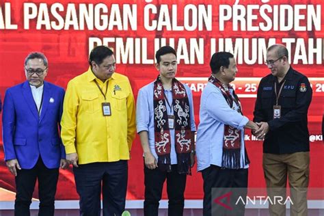 Pasangan Prabowo Gibran Mendaftar Pilpres 2024 Di Kpu Antara News