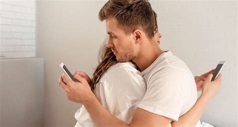 Trust Issues In A Long Distance Relationship Couples Coaching Online
