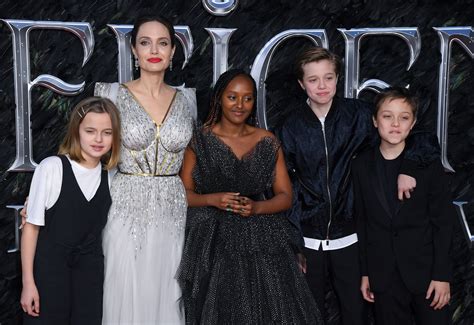 Vivienne Jolie Pitt See Photos Of Brad And Angelinas Daughter In