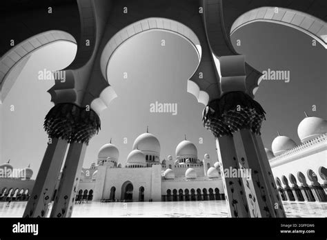 Sheikh Zayed Grand Mosque In Abu Dhabi United Arab Emirates Stock