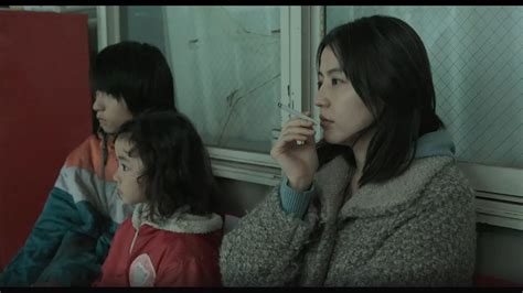 長澤まさみが歪んだ愛を注ぐ母親役を体現…『mother マザー』本予告 Youtube