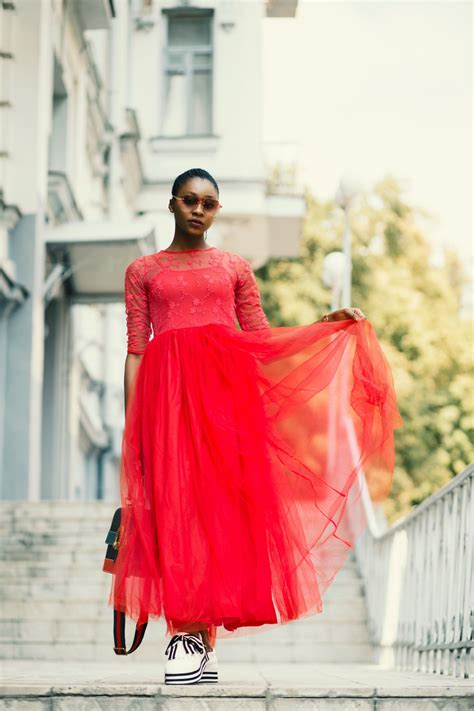 Banco De Imagens Vermelho Roupas Vestir Fotografia Modelo De Moda