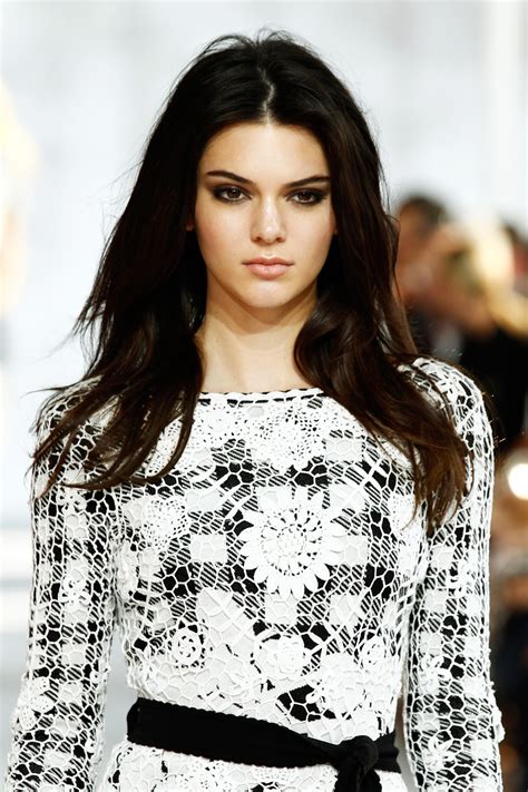 Wallpaper Kendall Jenner Women Model Brunette Fashion Shows Dark