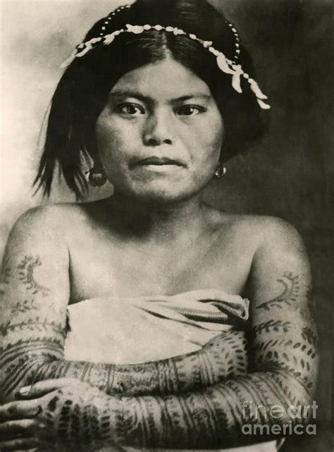 Historical Tattoos Maori Tribe History Tattoos Maori People