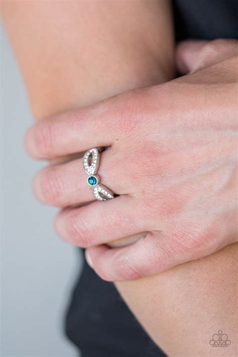 Paparazzi Ring ~ Extra Side Of Elegance Blue Paparazzi Jewelry