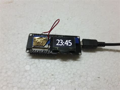 esp32 based clock clock electronics projects robot design