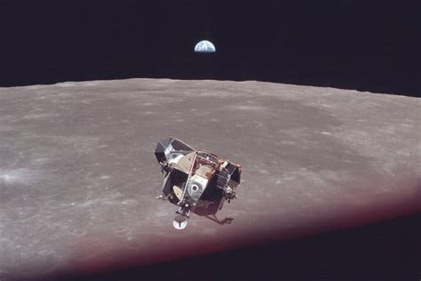 Reliving The Apollo 11 Moon Landing In Pictures The New York Times