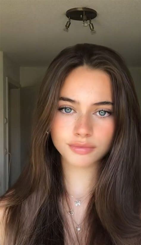 Draco Gf Brune Yeux Verts Yeux Bleu Vert Cheveux Chatin