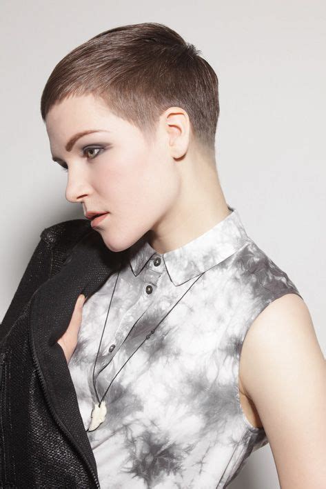 25 Bästa Pixie Buzz Cut Idéerna På Pinterest