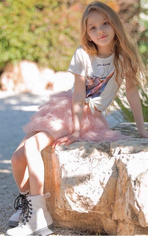 Mini Top Model 5 Noam 26  Imgsrc Ru