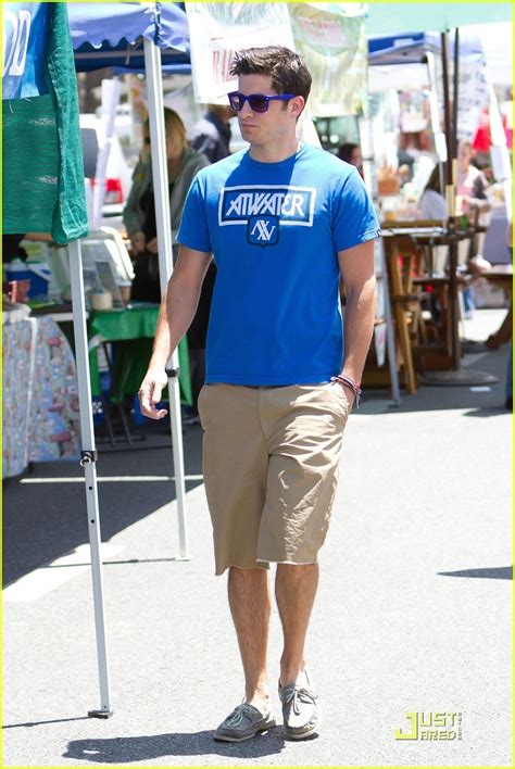 Victoria Justice Farmers Market With Ryan Rottman Actresses Photo