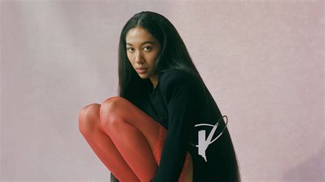 究極の二世セレブ、アオキ・リー・シモンズの覚悟 Vogue Japan