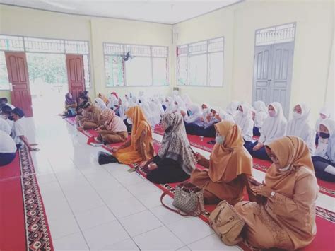 Pencanangan Kegiatan Pesantren Ramadhan 2022 Smp Negeri 34 Padang