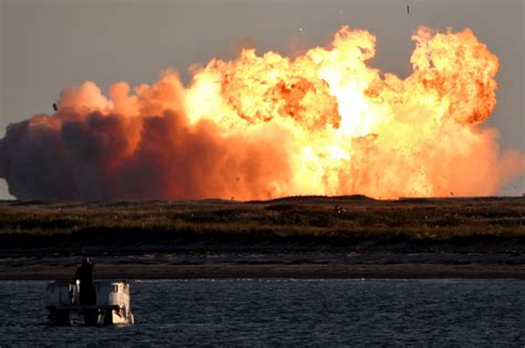 Spacexs 16 Story Tall Starship Prototype Explodes On Landing After