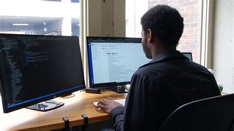 program to offer free coding classes to 25 residents of
