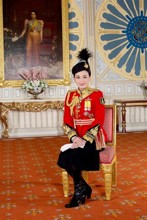 สมเด็จพระนางเจ้าสุทิดาฯ พระบรมราชินี พระราชประวัติ ลำดับเข้ารับราชการทหาร