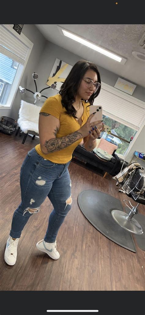 Busty R Inreallifegirls