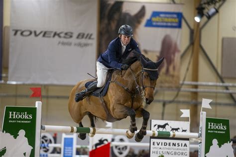 Svenska Hoppryttarna Till Friends Klara Ridsport