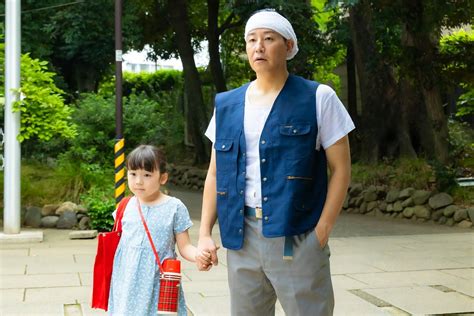 【写真 6 6枚】テレビ朝日提供 注目ドラマ紹介：「ゆりあ先生の赤い糸」菅野美穂が“おっさん主婦”に 突然倒れた夫に彼氏が出現 血のつながりを