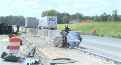 1 Killed In Crash Along I 40 In Madison County Wbbj Tv