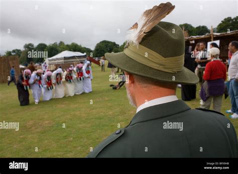 Sombrero De Baile Fotografías E Imágenes De Alta Resolución Alamy